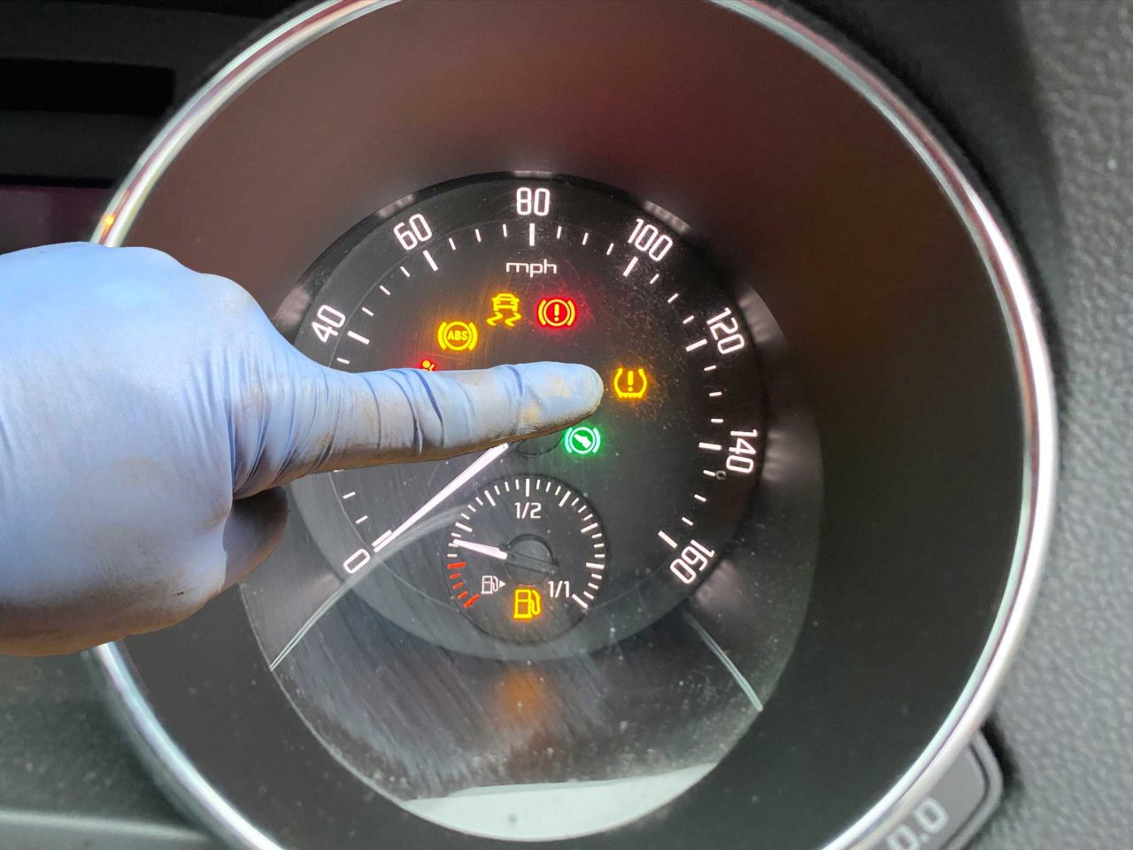 Skoda Yeti Tyre Pressure Warning Light Reset Light Pure Tyre 01603 462959 Skoda Yeti Tyre Pressure Warning Light Reset Light Pure Tyre 01603 462959